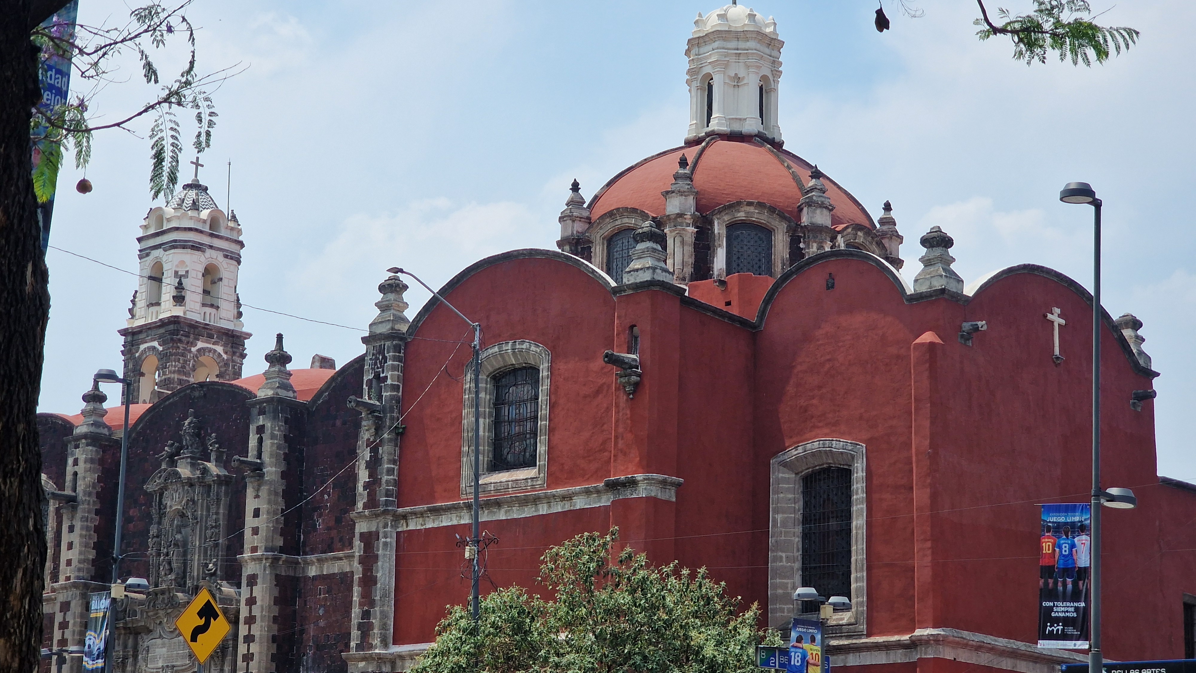 De Rosa Salvaje aux rues de Mexico – We Write Afrika